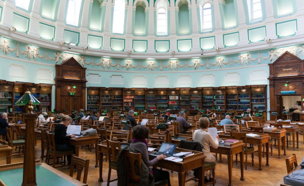 Hotel Near National Library of Ireland | Wren Urban Nest